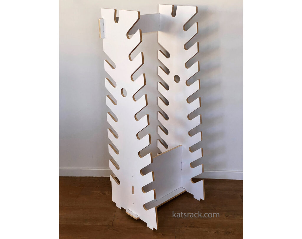1.2m (19 slots) Skateboard Rack – white – Kats Rack