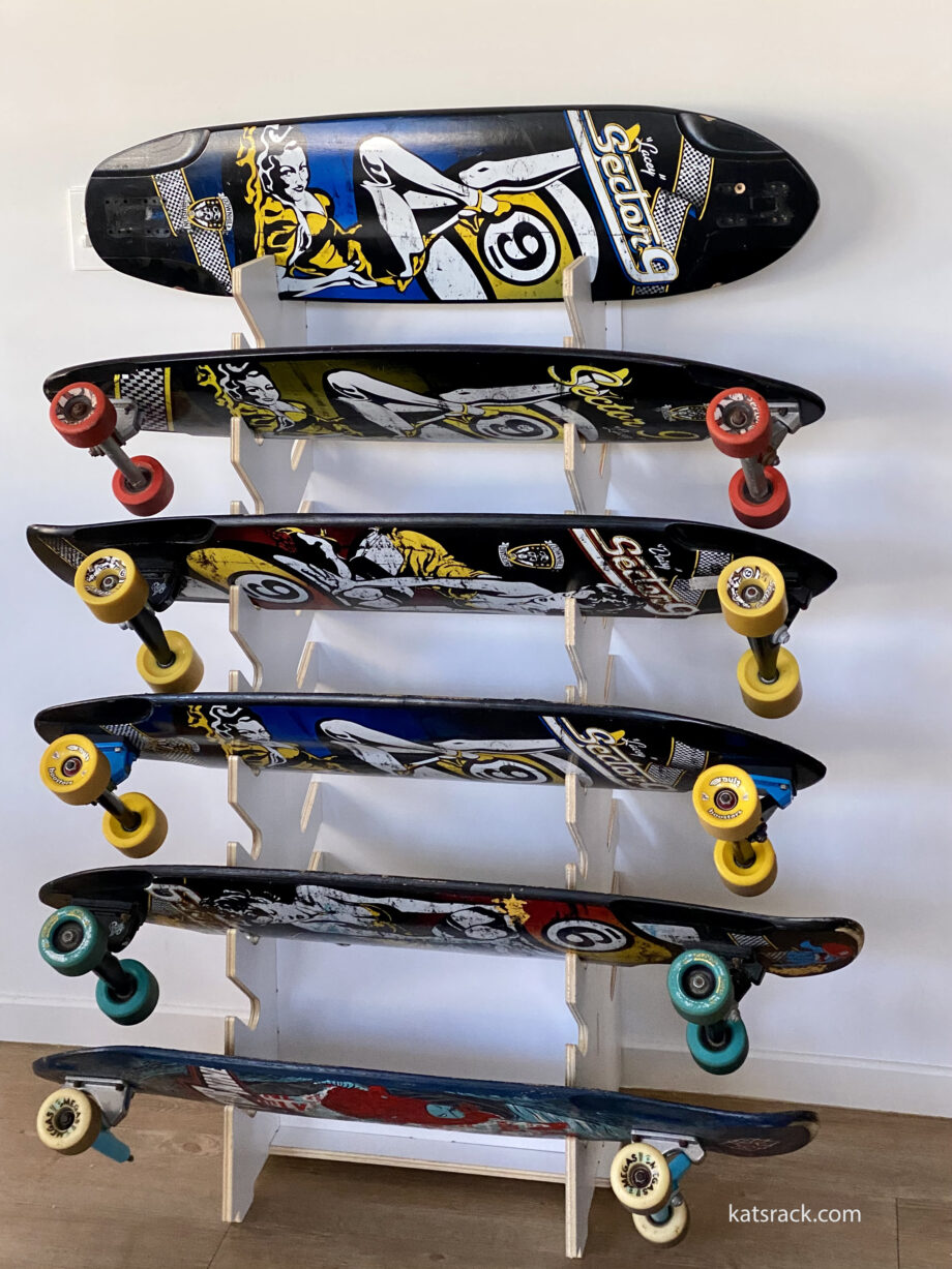 1.2m (19 slots) Skateboard Rack – white – Kats Rack